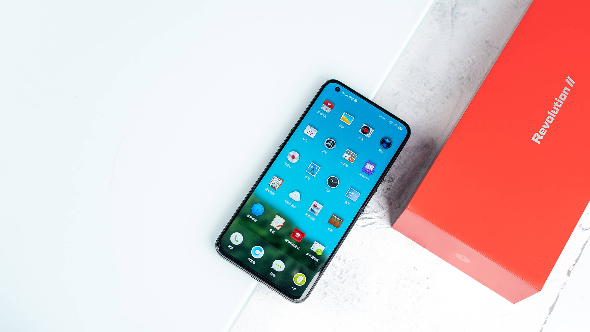 携着骄傲与坚持 坚果R2＆Smartisan TNT go图赏-搜狐大视野-搜狐新闻