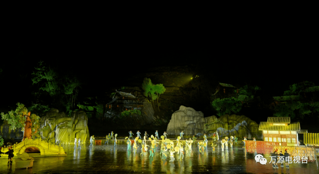 明日首演！大型山体光影实景演艺秀“秘境龙潭”来了-搜狐大视野-搜狐新闻
