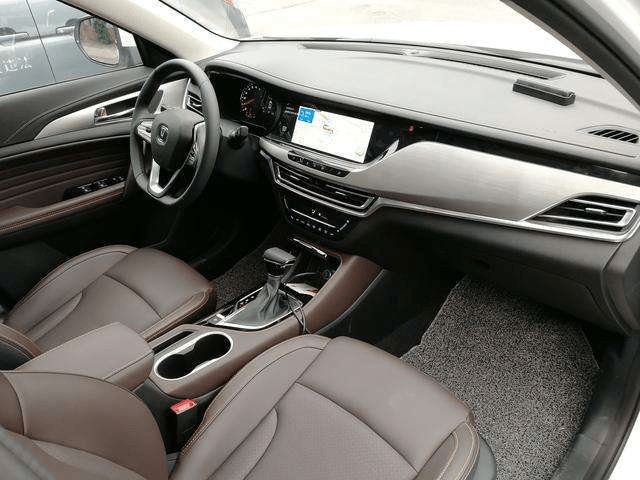 新宝骏RS-3和长安CS35PLUS哪个好？既有颜还智能选它没错_搜狐汽车_搜狐网