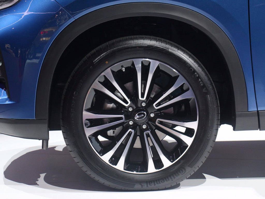 2020款传祺GS5上市，13.68万元起，外观内饰全面提升_搜狐汽车_搜狐网