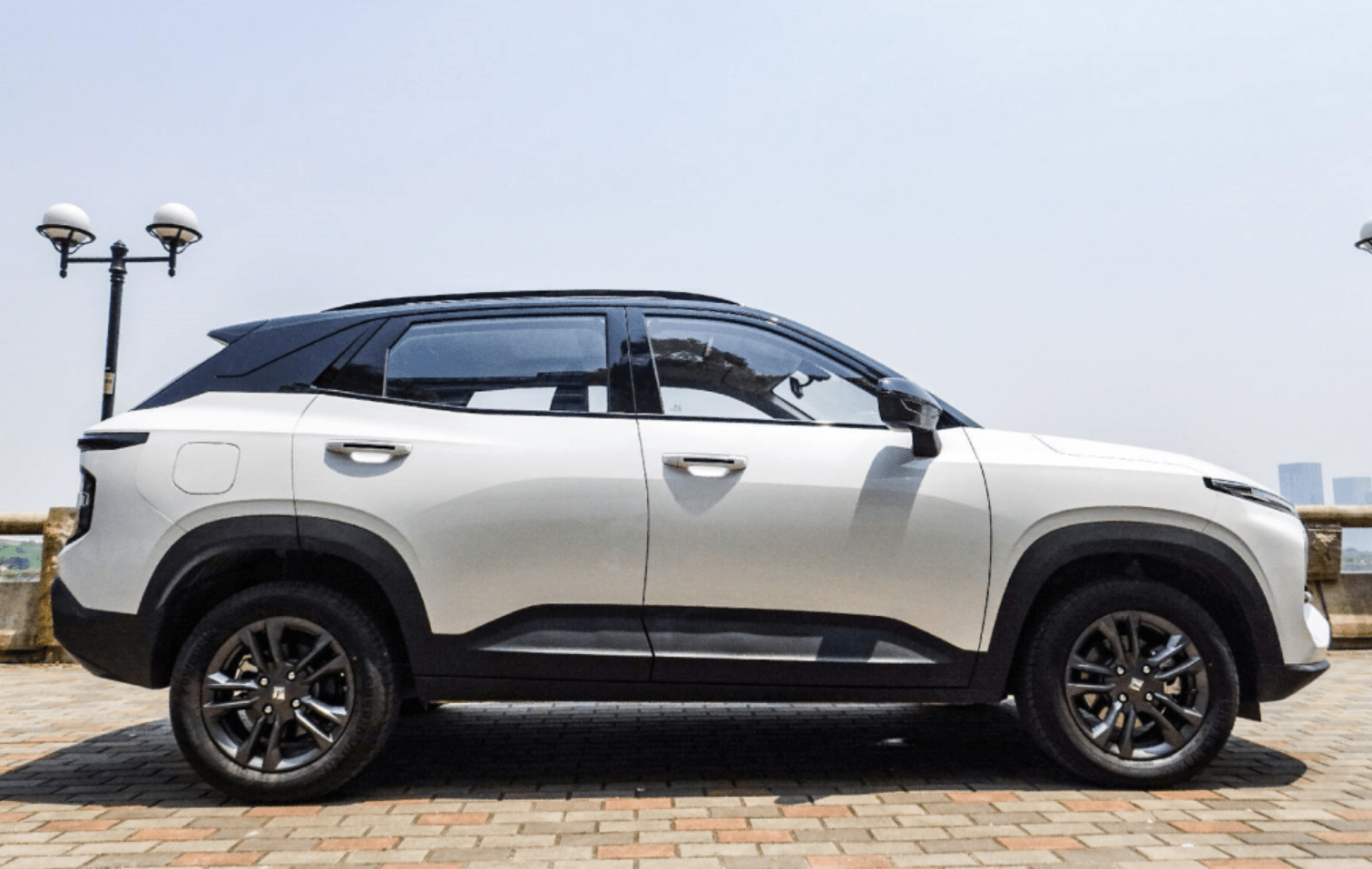 可替代现代起亚，设计与国际接轨，一公里4毛钱，7万还配智能网联_搜狐汽车_搜狐网