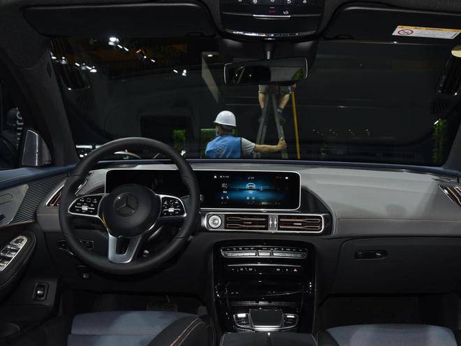 入门门槛降低，国产版奔驰EQC 350售49.98万_搜狐汽车_搜狐网