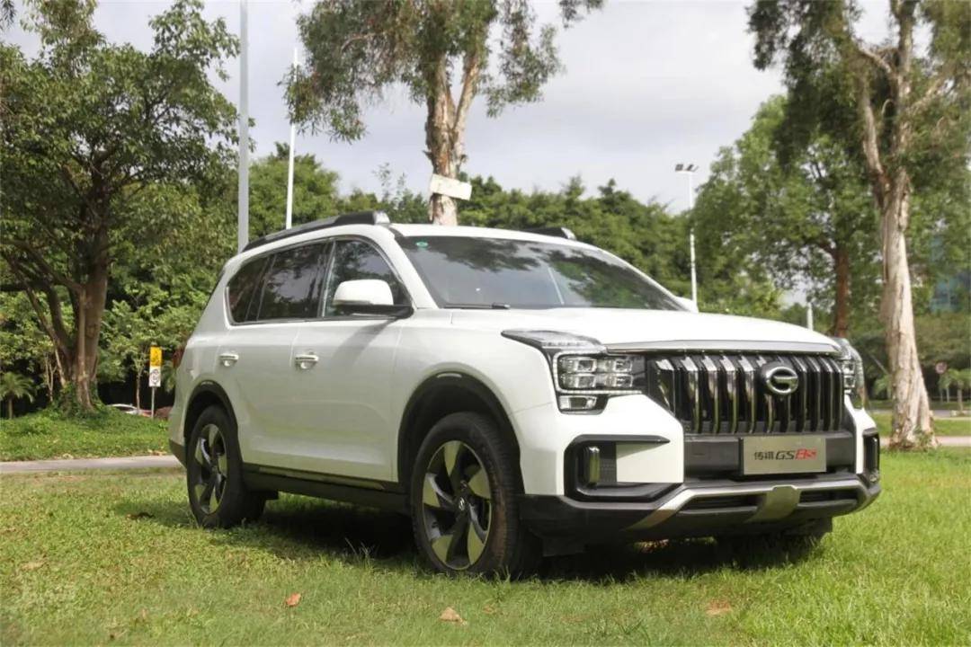 加“S”之后就更运动了吗？试驾广汽传祺GS8S_搜狐汽车_搜狐网