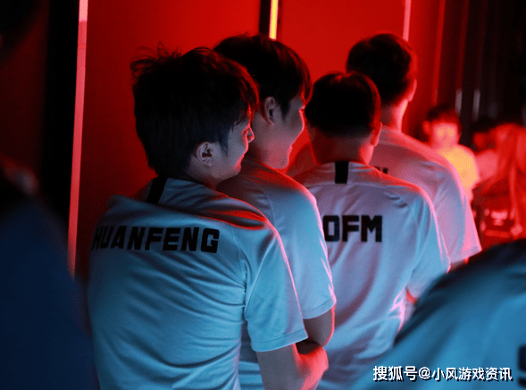 【LPL选手故事】少年来到海边——SN.huanfeng-搜狐大视野-搜狐新闻