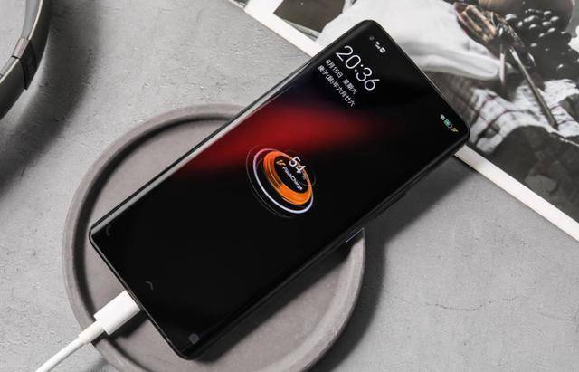 120W超快闪充加持，iQOO 5 Pro现已接受全款预定_搜狐汽车_搜狐网