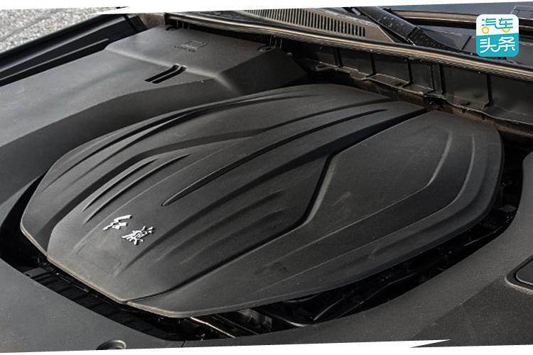 谁更容易打动年轻消费者？红旗H9 PK 奥迪A6L_搜狐汽车_搜狐网