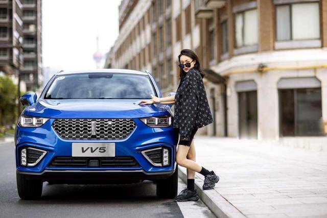 凭颜值圈粉，因智能而忠！WEY VV5成为95后心中挚爱_搜狐汽车_搜狐网