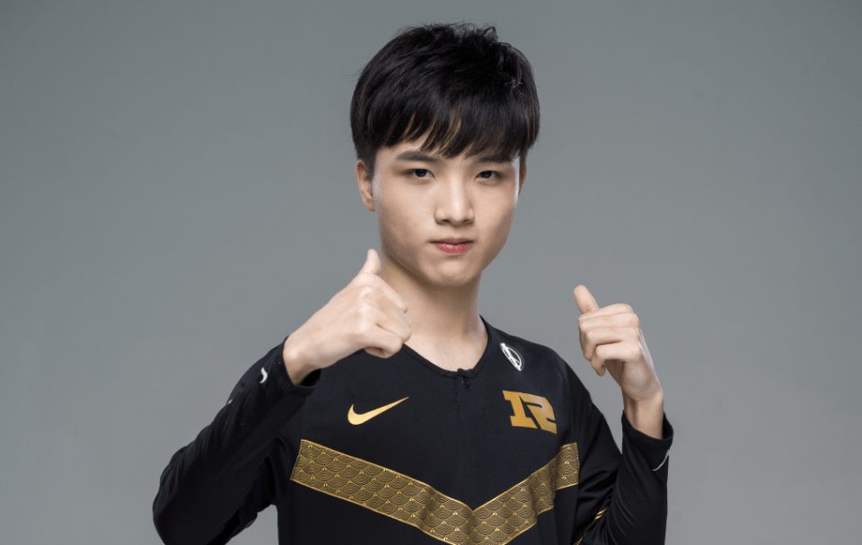 率队迎战VG，RNG小龙堡改名“时间证明一切”，训练情况喜人_战队