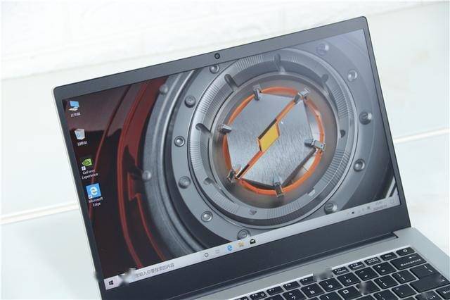 办公游戏全能，十代酷睿 + MX350 不足 4K，机械革命 S2 体验_笔记本