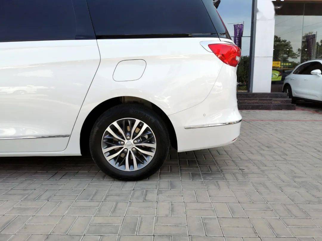 【精品推荐】2017款 别克GL8 28T 旗舰型_搜狐汽车_搜狐网