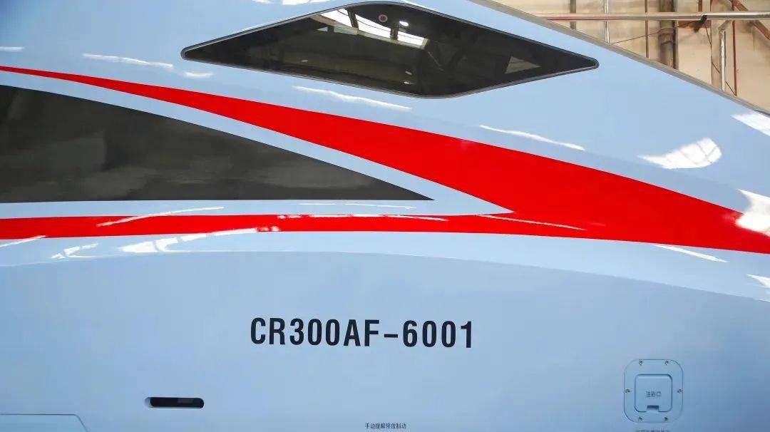 奔向广袤大地——浦镇公司首组CR300AF型动车组正式交付-搜狐大视野-搜狐新闻