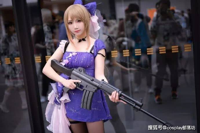cos：少女前线，可甜可盐的K2场照_仙儿
