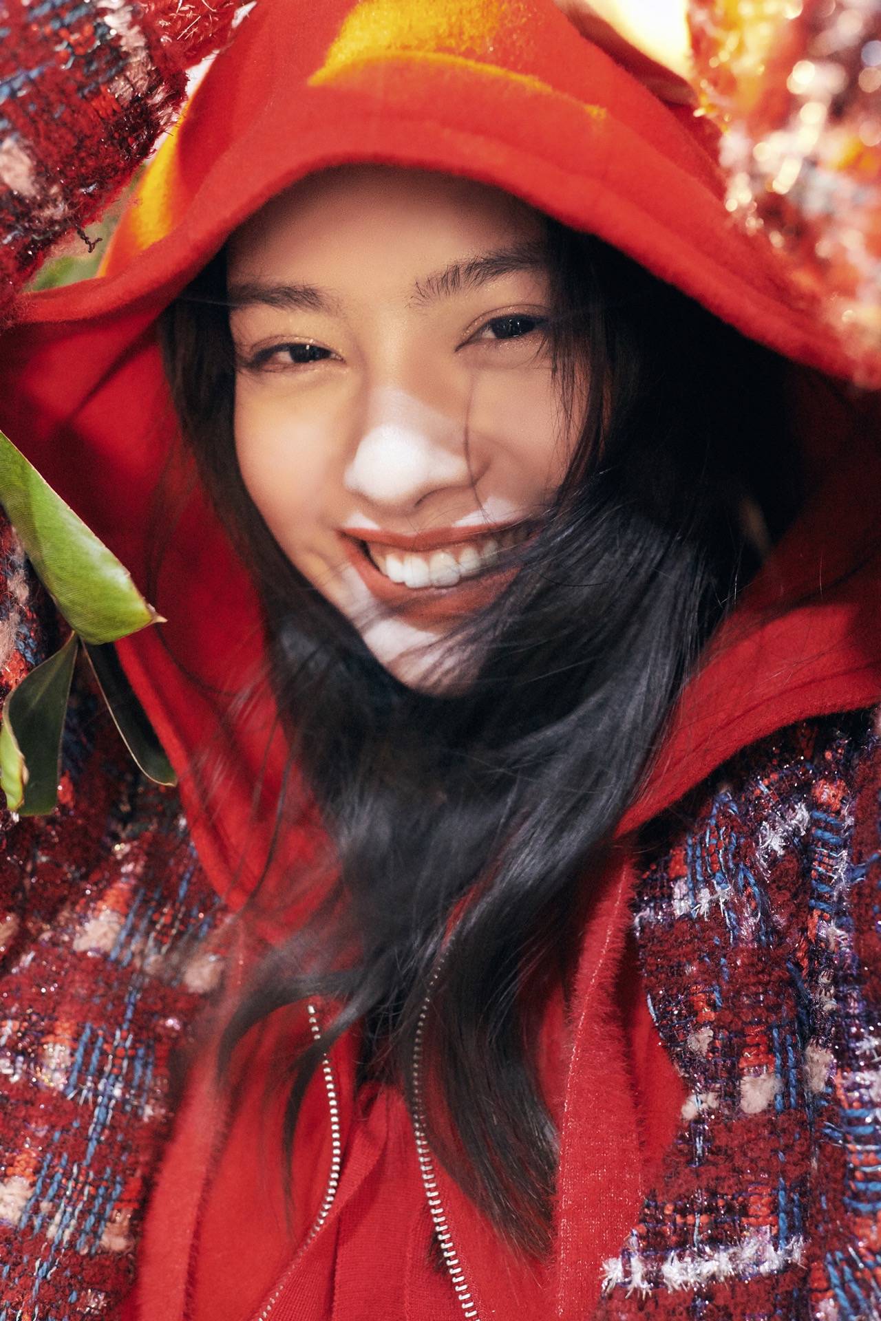 张艺上解锁新身份获晋tanni代言人 玩转色彩时尚演绎新美学-搜狐大视野-搜狐新闻