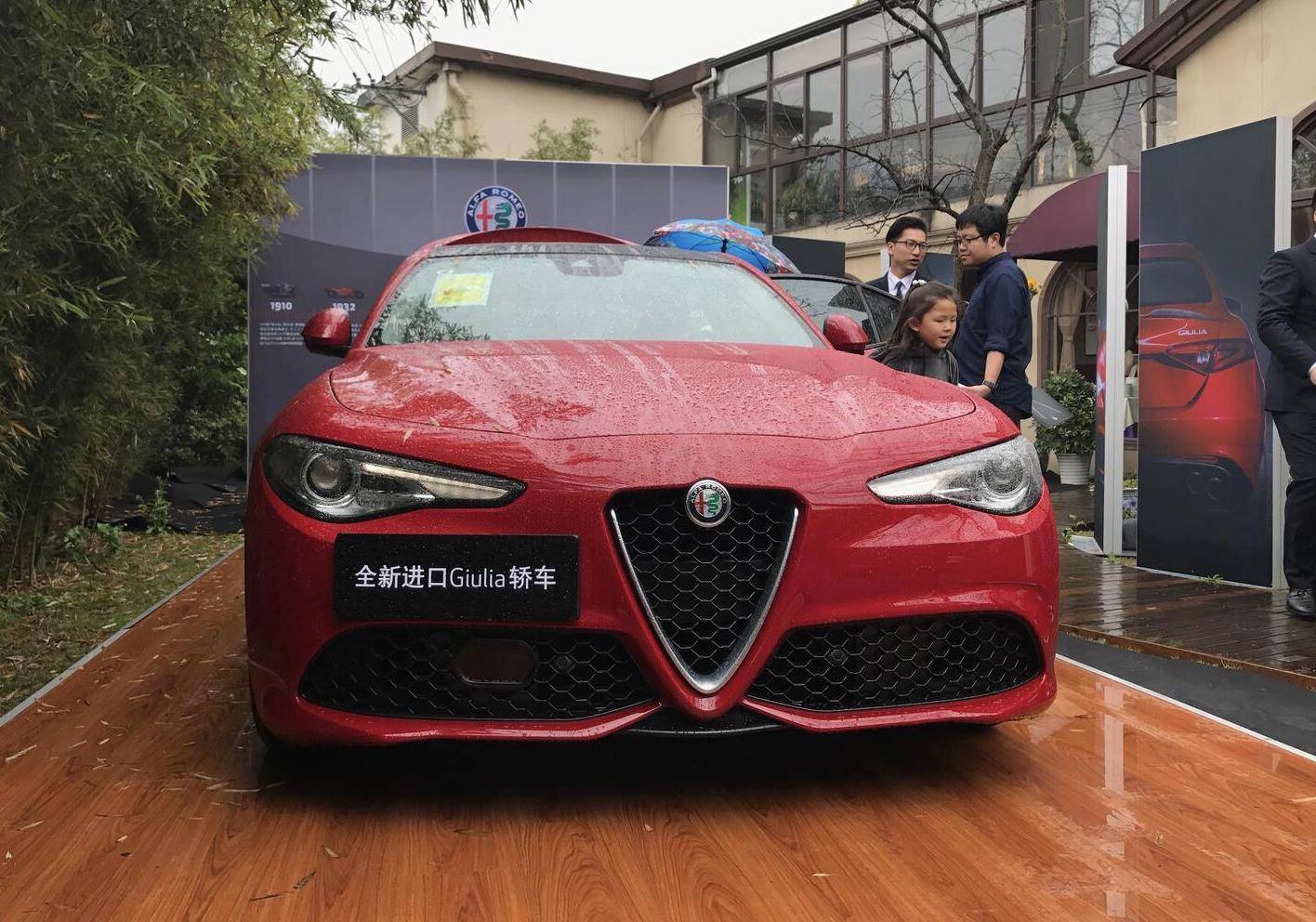 一位Giulia车主的声音：挂上D档听着发动机声音能露出笑容就好啦_搜狐汽车_搜狐网