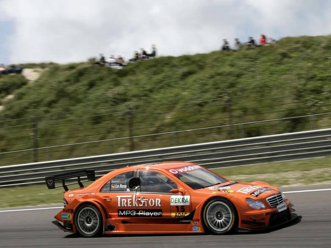 汽车故事：源于DTM赛车，聊聊奔驰的Black Serise“黑色系列”车系_搜狐汽车_搜狐网