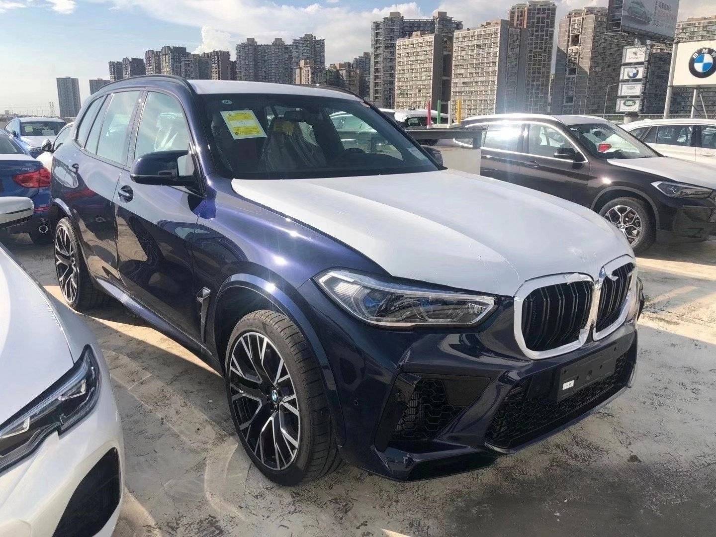 全新宝马X5M到店！新造型比途锐霸气，加速6秒，落地67万真给力！_搜狐汽车_搜狐网