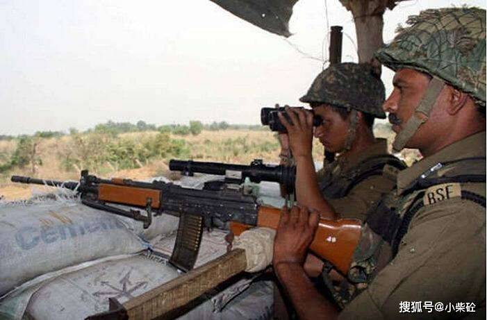 印度轻武器系统步枪——INSAS机枪_INdian