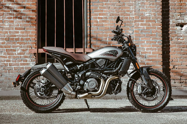 印第安FTR1200全系更新 以提高公路性能 售价1.3万美元起_搜狐汽车_搜狐网