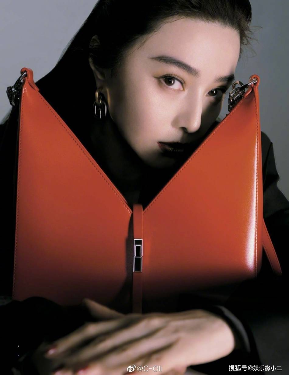 范冰冰登外国杂志状态好深V红唇造型出镜飒爽霸气-搜狐大视野-搜狐新闻