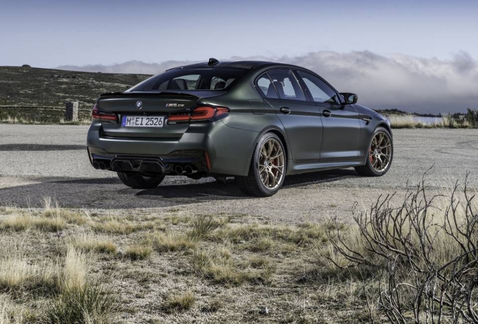 宝马M5 CS发布，645马力超轻质量，会成为你的菜么？-搜狐大视野-搜狐新闻