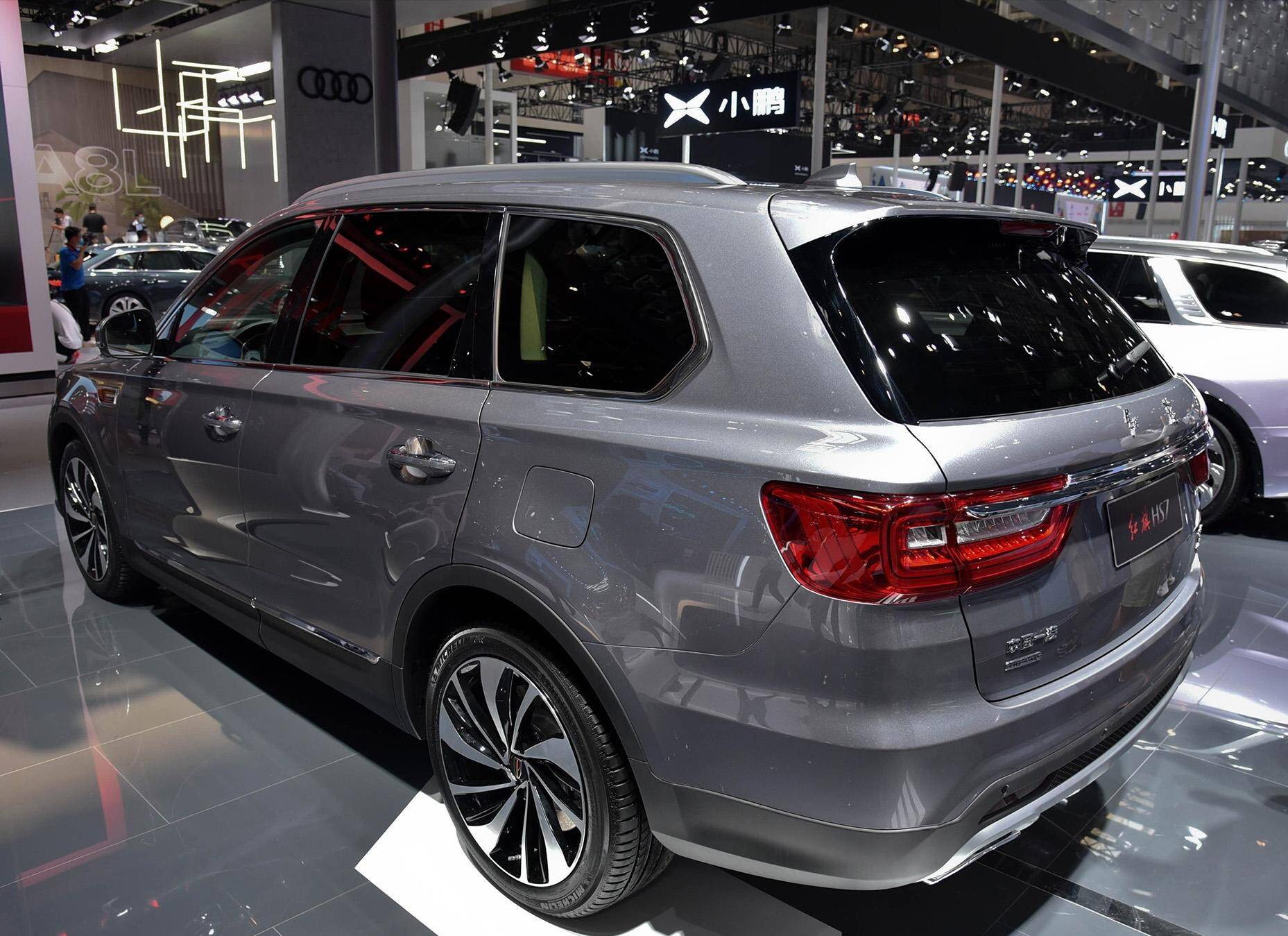 红旗版“Q7”来袭，豪华不输宝马X5，全新红旗HS7真帅气！_搜狐汽车_搜狐网