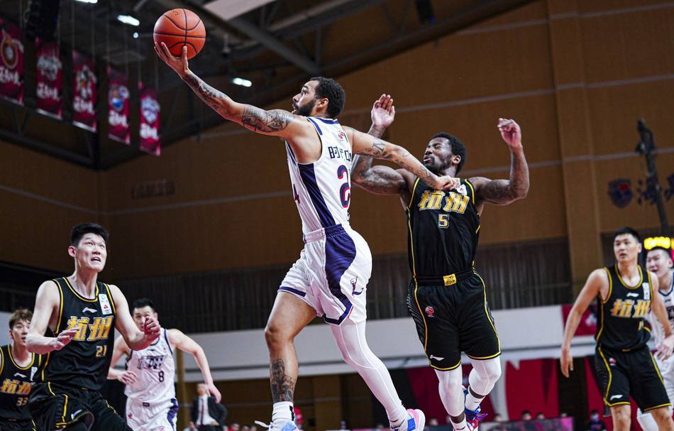 5人得分上双，广厦108-103广州男篮，结束CBA2连败-搜狐大视野-搜狐新闻