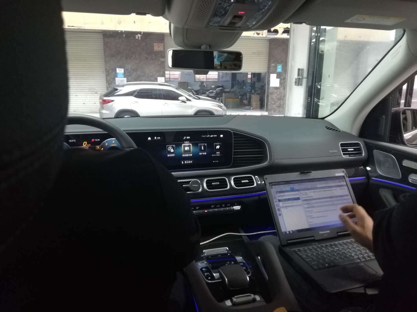 21款奔驰gle450改装多光束几何大灯+23P驾驶辅助_搜狐汽车_搜狐网