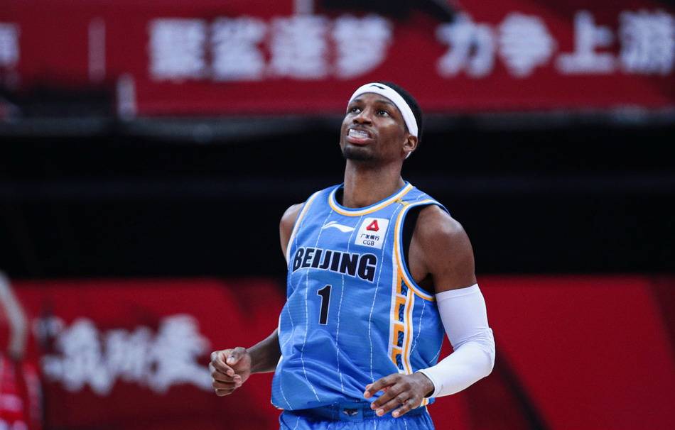 末节狂赢20分！首钢103比96逆转上海男篮 CBA2连胜-搜狐大视野-搜狐新闻