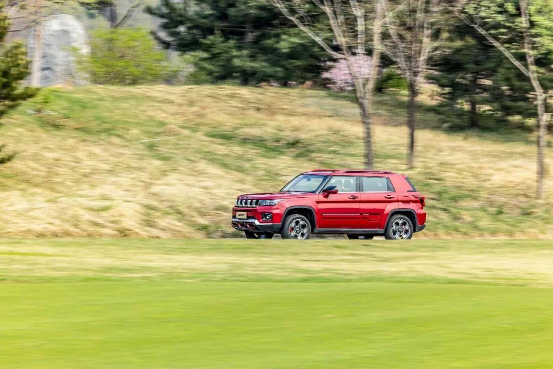 10万元级别配备1.5T+6AT，北京越野BJ30正式上市_搜狐汽车_搜狐网