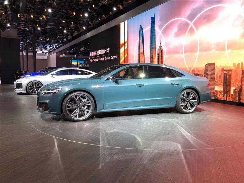 上新了车展 |新款奔驰CLS和国产奥迪A7L哪个在你眼中是“最美”？_搜狐汽车_搜狐网