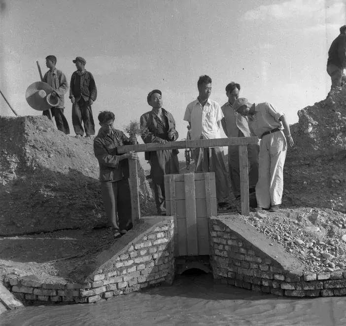 中核四0四，大漠深处建起的核工业重要基地！_戈壁滩