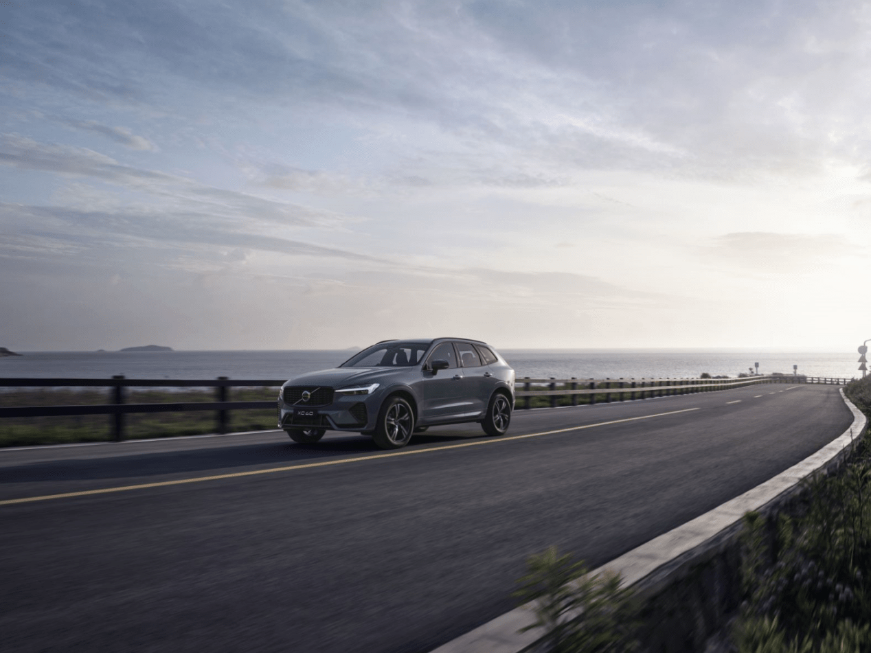 智能安全PK，看沃尔沃新款XC60、全新奥迪Q5L哪个好！_搜狐汽车_搜狐网