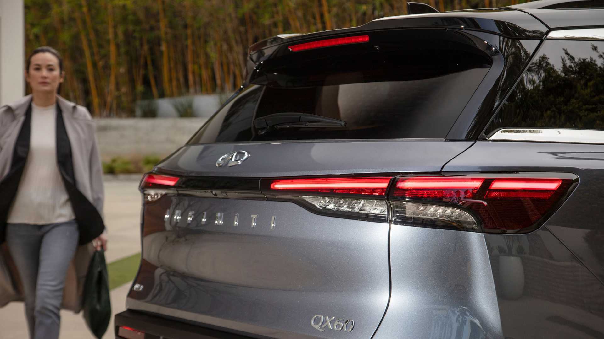 全新一代英菲尼迪QX60内饰是卖点，换9AT变速箱，豪华配置增多_搜狐汽车_搜狐网