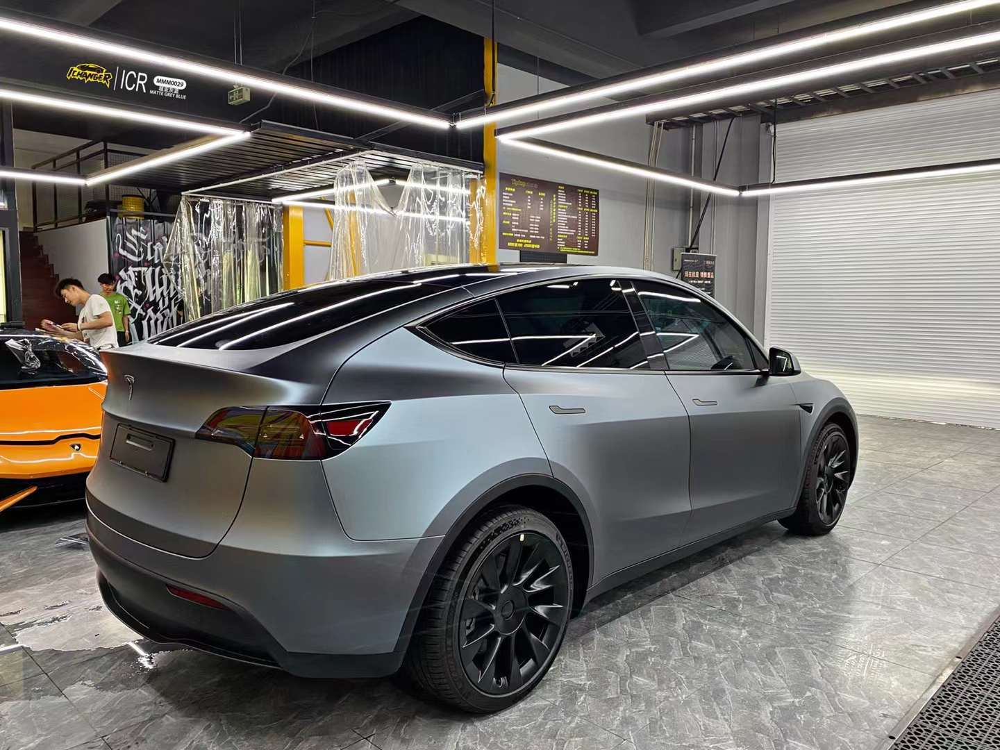 特斯拉model Y车身贴膜Ichanger（ICR）改变者改色膜超亚灰蓝_搜狐汽车_搜狐网