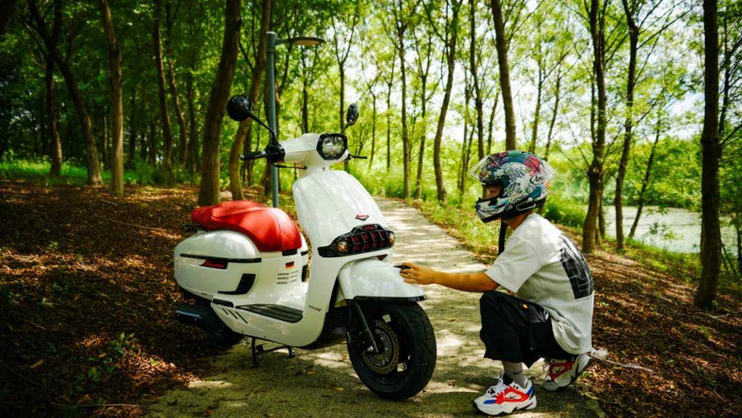 13980元，150复古踏板新格局 维多利亚 Sixties 150i静态评测_搜狐汽车_搜狐网