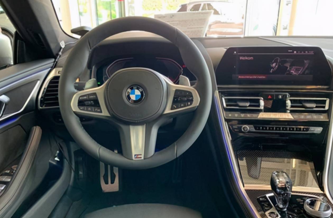 宽体车身+无框车门+四排气，4.4T+8AT，还看啥奥迪A7_搜狐汽车_搜狐网