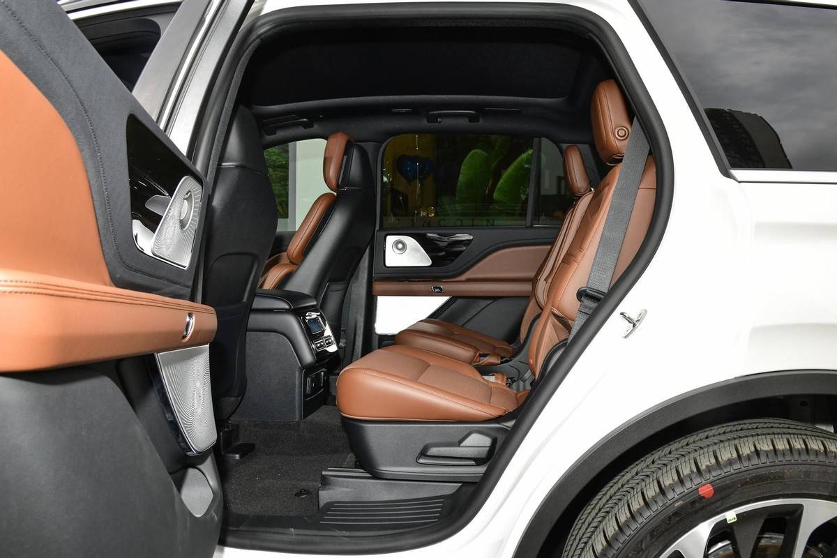 标配3.0T V6+10AT，能吃92“粗粮”，比X5、Q7更贵气，林肯飞行家_搜狐汽车_搜狐网