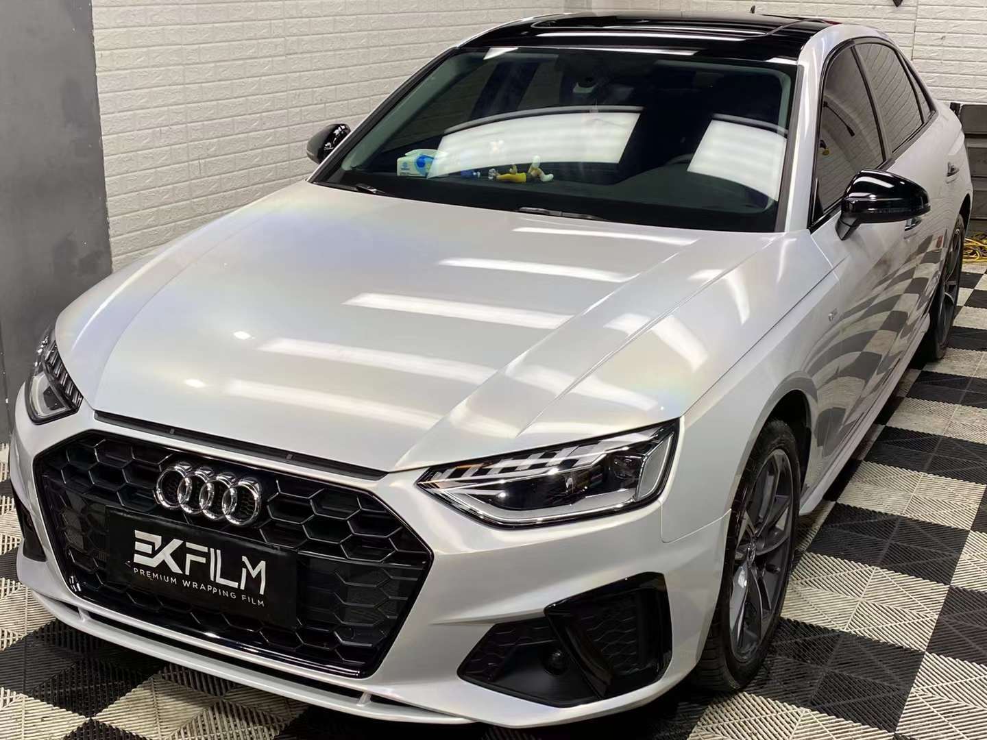 奥迪A4L全车贴膜EKFILM-EK改色膜钻石镭射白_搜狐汽车_搜狐网