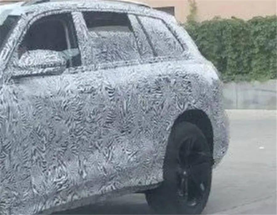 上汽奥迪Q6谍照曝光 MLB平台+EA888发动机 比奥迪Q7还大_搜狐汽车_搜狐网