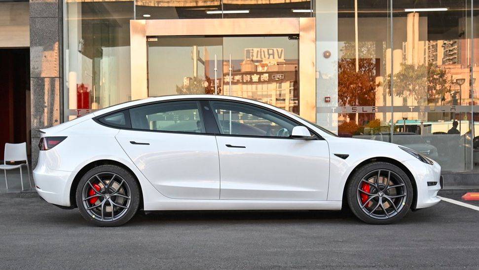 小鹏P5、特斯拉毛豆3、蔚来ET7各具优势，如何选？_搜狐汽车_搜狐网