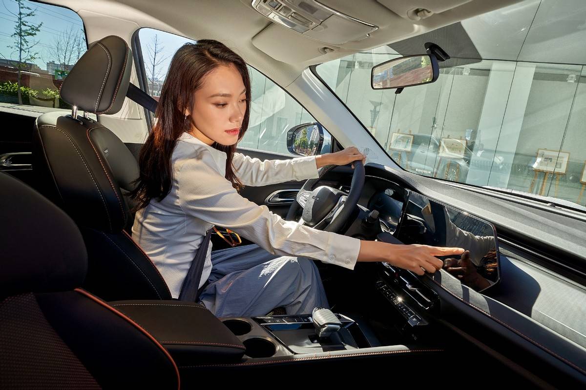 长安欧尚X7PLUS 7.99-13.39万元正式上市，3000元尝鲜基金限时享_搜狐汽车_搜狐网