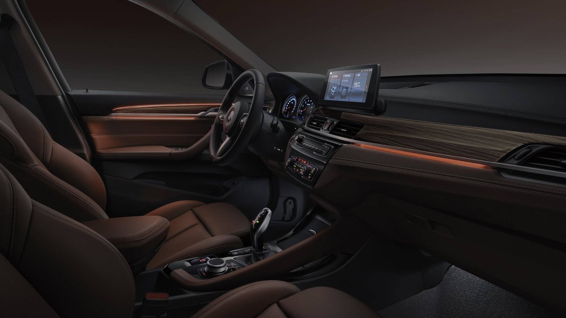 25万开回家的BBA？奥迪Q2L？宝马X1？奔驰GLA？_搜狐汽车_搜狐网