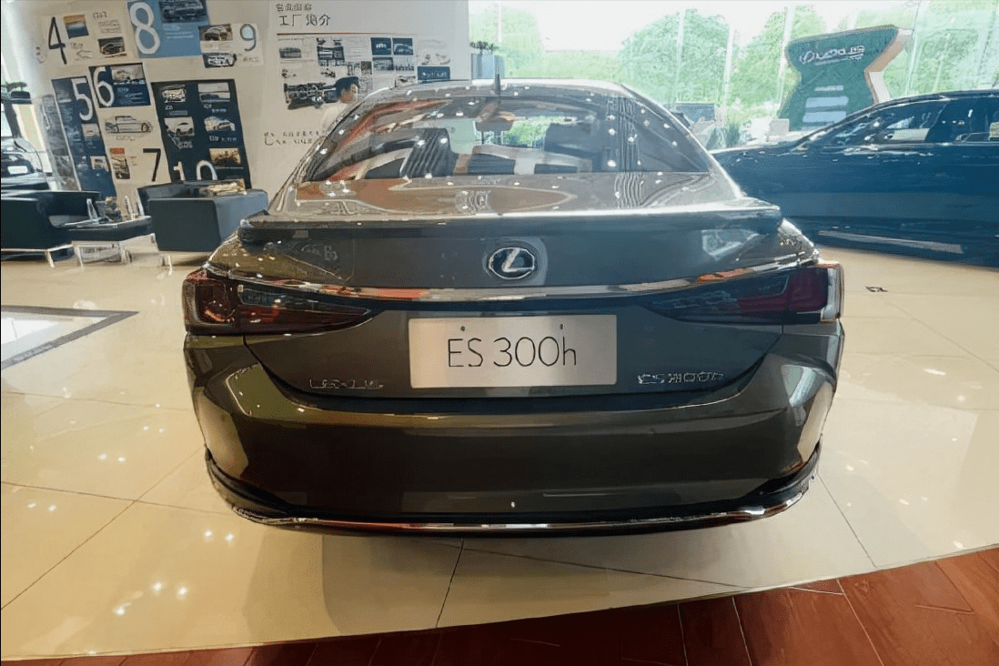 不考虑BBA，花30多万买雷克萨斯ES、凯迪拉克CT5都是啥心态？_搜狐汽车_搜狐网