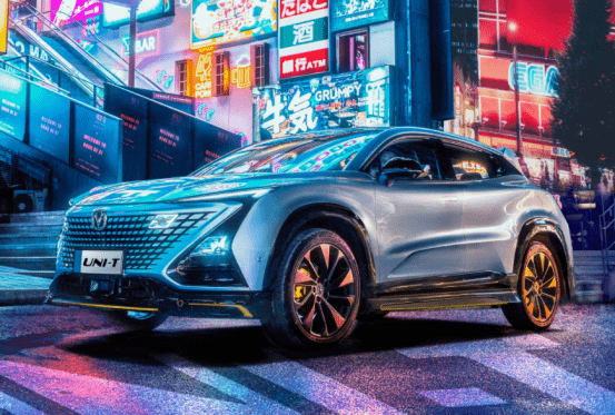 运动派SUV谁更值得买？哈弗H6S对比长安UNI-T_搜狐汽车_搜狐网