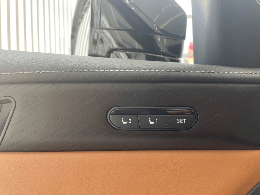 探店全新QX60：比雷克萨斯RX、GV80更好，凭什么只说我贵？_搜狐汽车_搜狐网