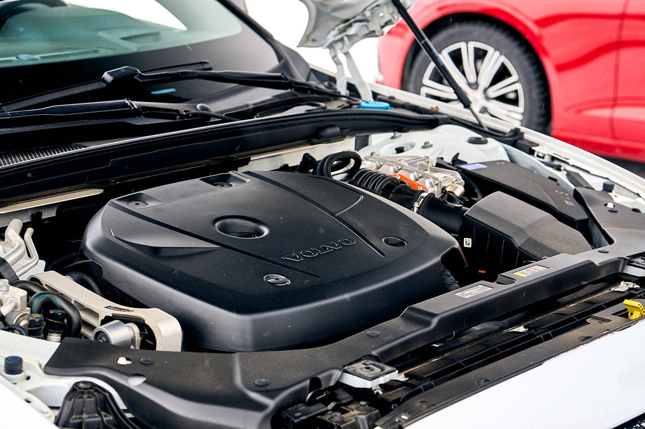 2.0T+48V+8AT 还有插电版！沃尔沃S60冰雪试驾_搜狐汽车_搜狐网