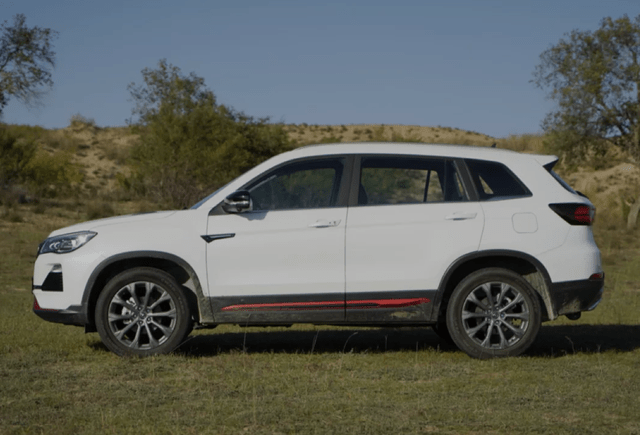 自主紧凑级SUV 风神AX7马赫版PK长安CS75蓝鲸版_搜狐汽车_搜狐网