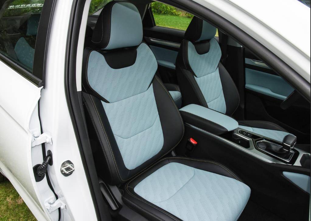 2022款吉利帝豪L，1.4T+8CVT新动力组合，配置差异分析_搜狐汽车_搜狐网