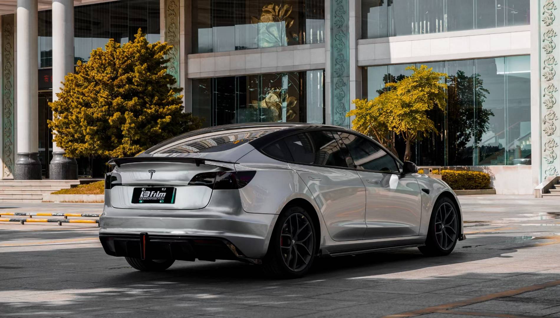 LBFILM改色膜：特斯拉-Model3全车LB液态金属铝水银_搜狐汽车_搜狐网