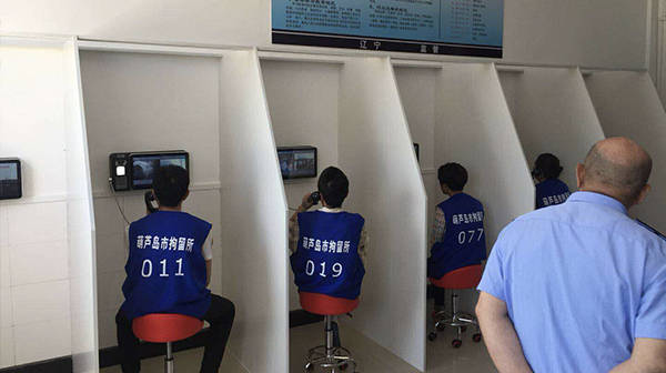 从模特到学生，“夯先生”视频中出现了各种职业，年轻漂亮身材好的_警方_网站_因为